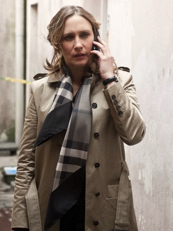 Vera Farmiga Safe House Catherine Linklater Trench Coat